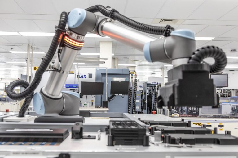 Canada puts $59.9M into IBM’s $1B Quebec semiconductor packaging ...