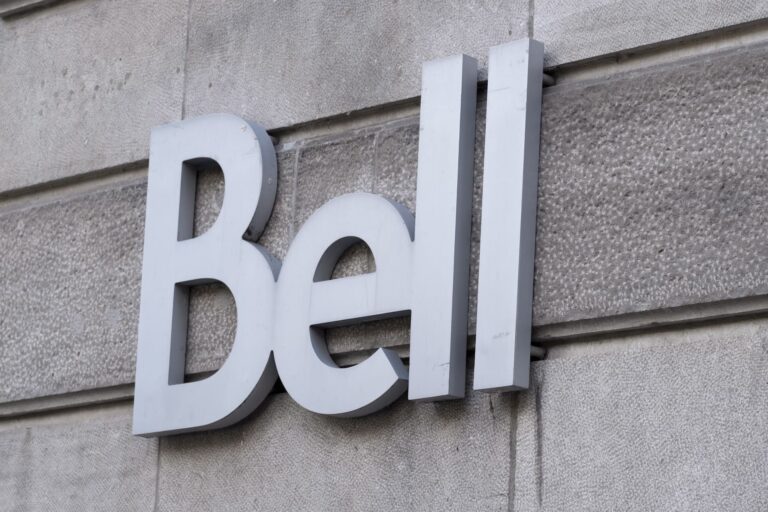 Bell goes even bigger on AI with a huge Saskatchewan data centre - The ...